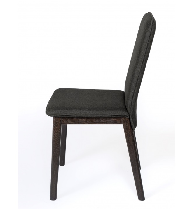 Ēdamistabas krēsli Adra - Ozola masīvkoka krēsli ar audumu apdari.