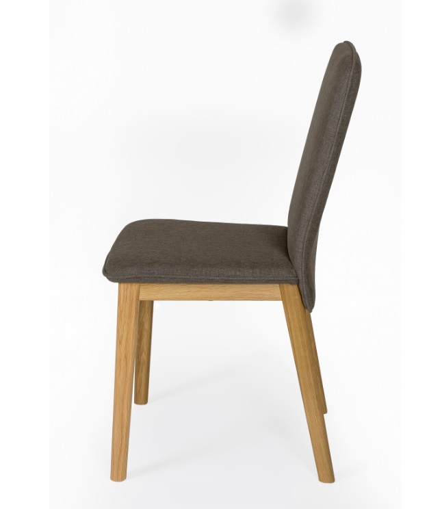 Ēdamistabas krēsli Adra - Ozola masīvkoka krēsli ar audumu apdari.