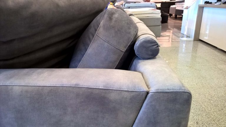 Dīvāns Infinity Bellus ir ērts modulējams dīvāns. Mākoņistēmas dīvāns.