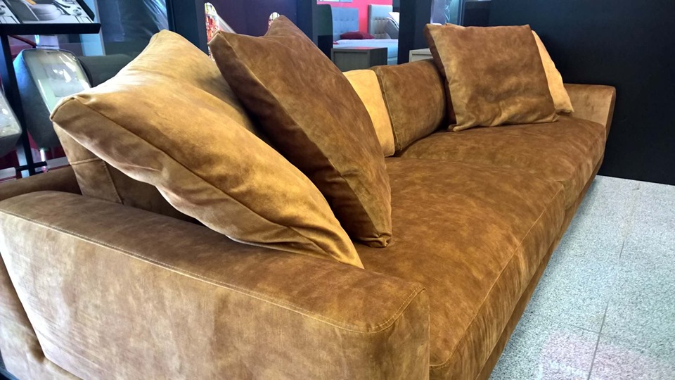 Dīvāns Infinity Bellus ir ērts modulējams dīvāns. Mākoņistēmas dīvāns.